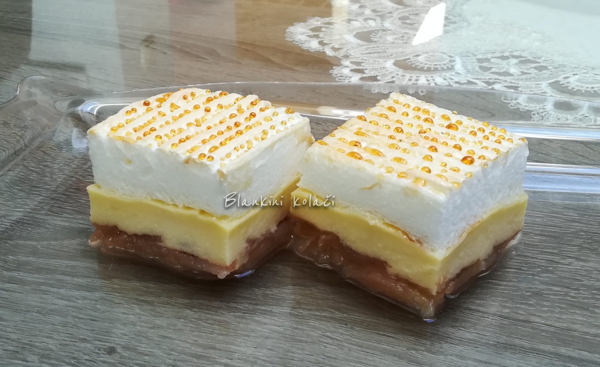 Fini jabučni kolač – Blankini kolači